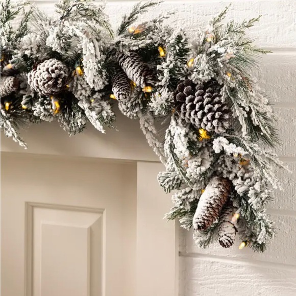 Holiday | Outdoor Wreth And Garland | Poshmark